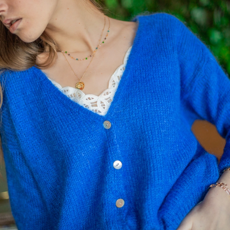 Gilet boutons nacre, en mohair, bleu électrique - Perrine & Antoinette