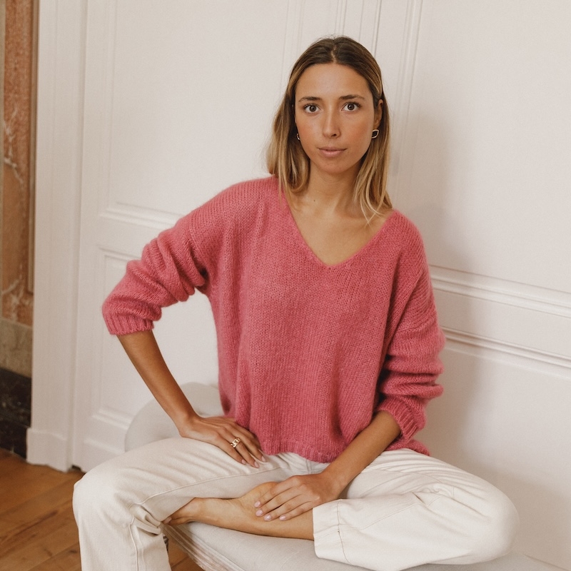 Pull col V en mohair, bois de rose - Perrine & Antoinette